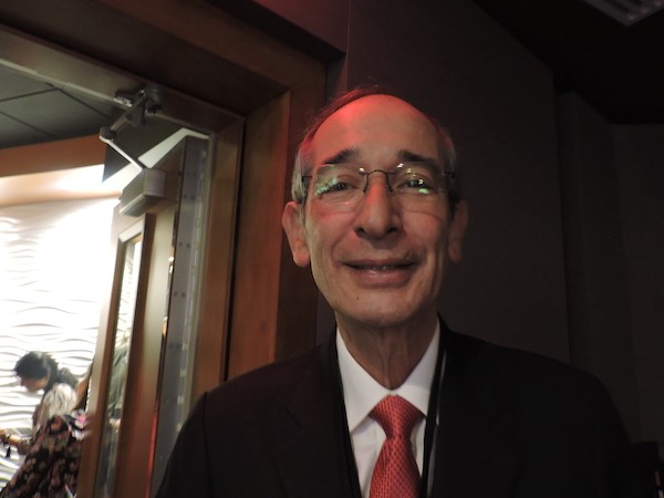 Álvaro Colom: una visión de latinoamérica integrada y hacia el cambio ...